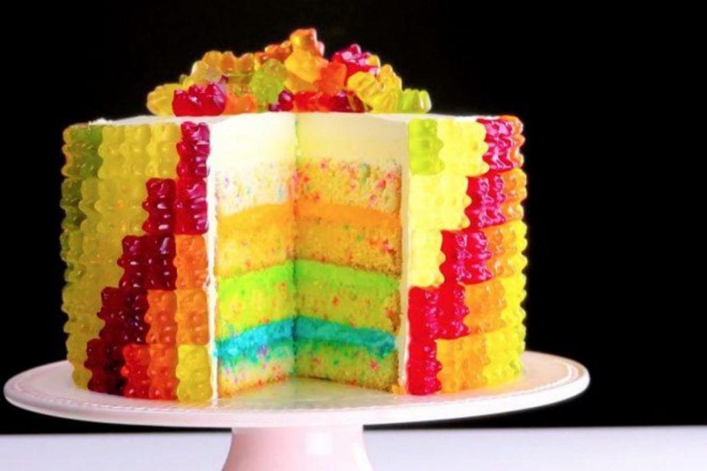 10 Easy Cake Decorating Ideas Malaysia | Cake Decorations