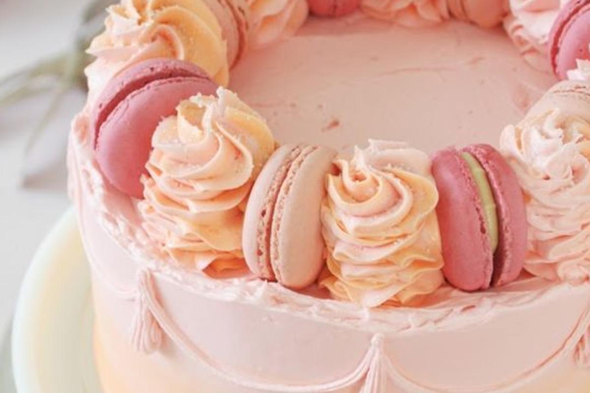 14 Easy Pink Cake Decorating Ideas For Girls Malasiya | Pink Lovers