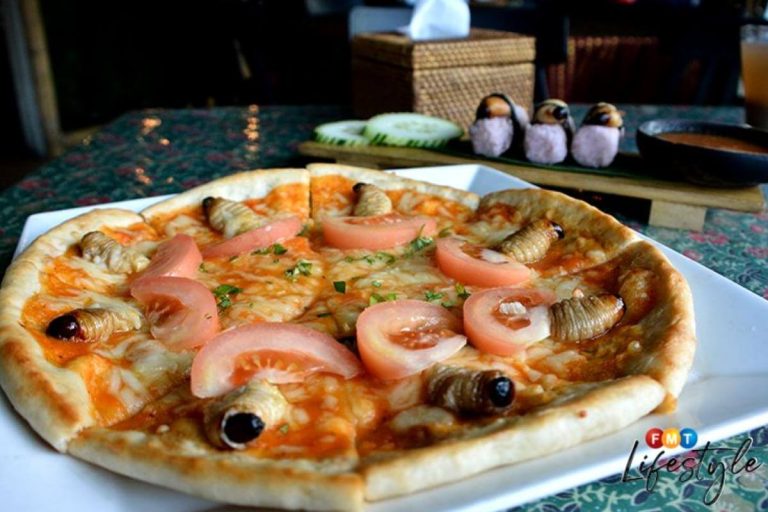 9 Unusual Food Combinations In Asia | No.6 May Scare You!