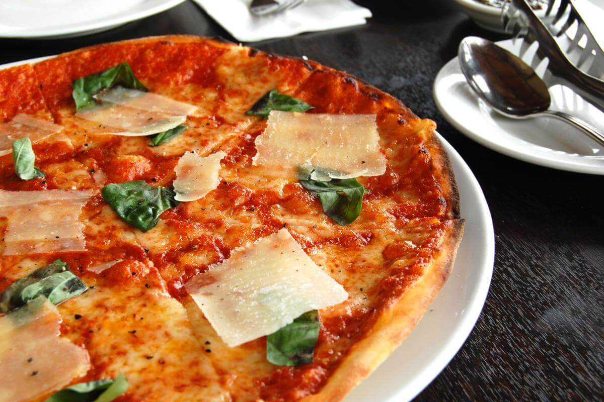 Pizza Restaurants Near My Location | Best Pizza In Kuala Lumpur 2023