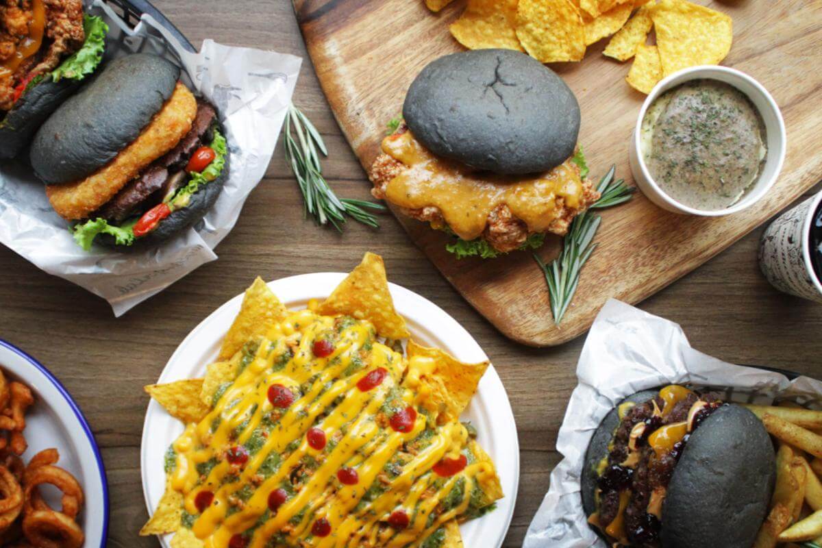 Top 9 Best Burgers in Malaysia 2023 | Delicious Burgers