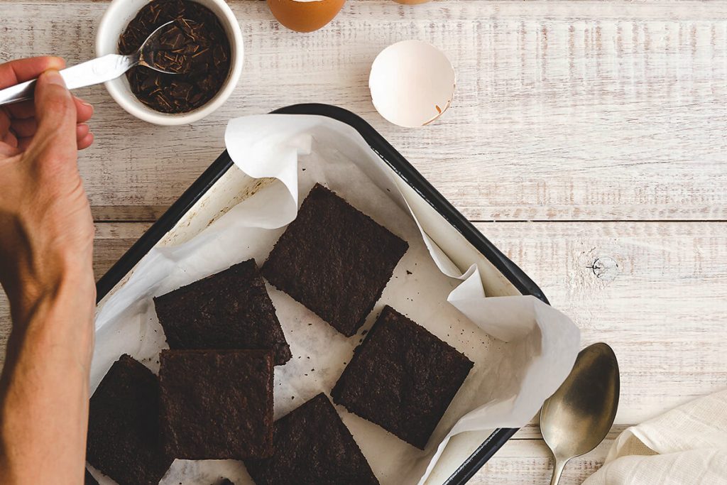 How To Line A Square Pan With Parchment Paper