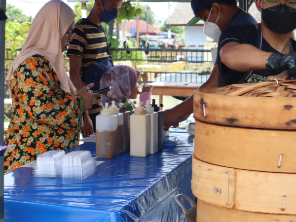 Fluffy Steamed Buns at Roti Kapas in Shah Alam
