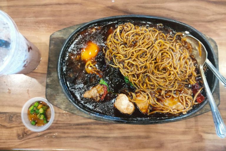 Top 9 Best Food Courts in Melaka 2023 | Must Try